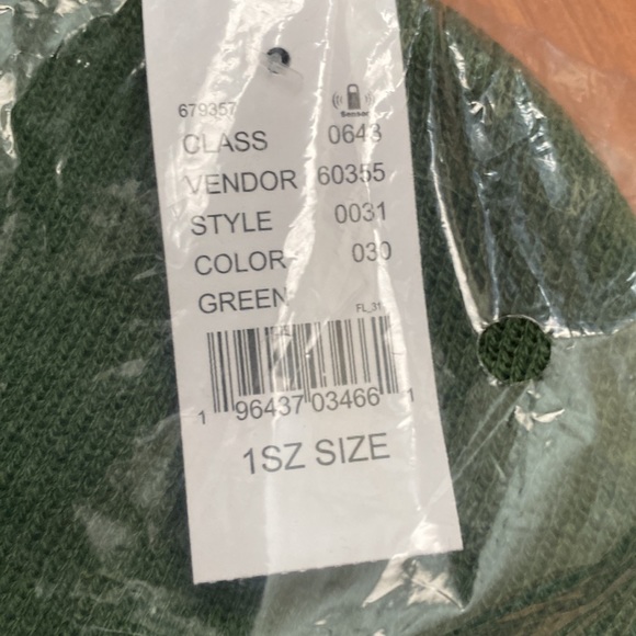 PacSun | Accessories | Land Rover X Pacsun Collegiate Beanie | Poshmark